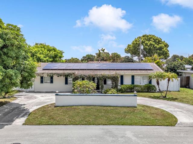 4 bedroom luxury Villa for sale in Lighthouse PT, Florida