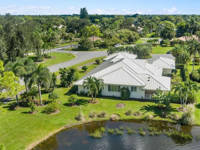 4 bedroom luxury Villa for sale in Palm City, Florida
