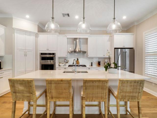 4 bedroom luxury Villa for sale in Palm City, Florida