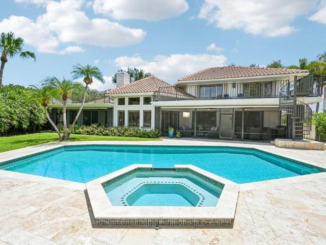 4 bedroom luxury Villa for sale in Palm Beach Gardens, Florida