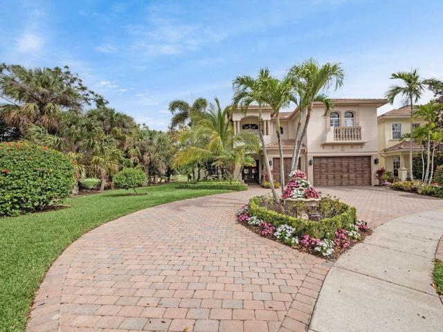 4 bedroom luxury Villa for sale in Palm Beach Gardens, Florida