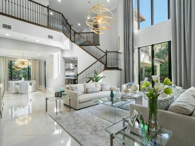 4 bedroom luxury Villa for sale in Palm Beach Gardens, Florida