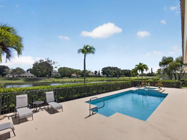 4 bedroom luxury Villa for sale in Palm Beach Gardens, Florida