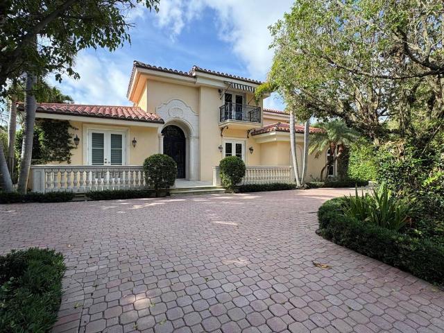 4 bedroom luxury Villa for sale in Palm Beach, Florida