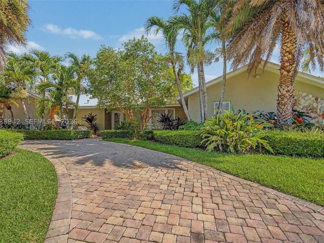 4 bedroom luxury Villa for sale in Palmetto Bay, United States