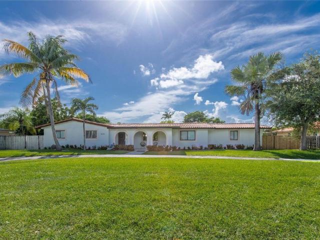 4 bedroom luxury Villa for sale in Palmetto Bay, United States