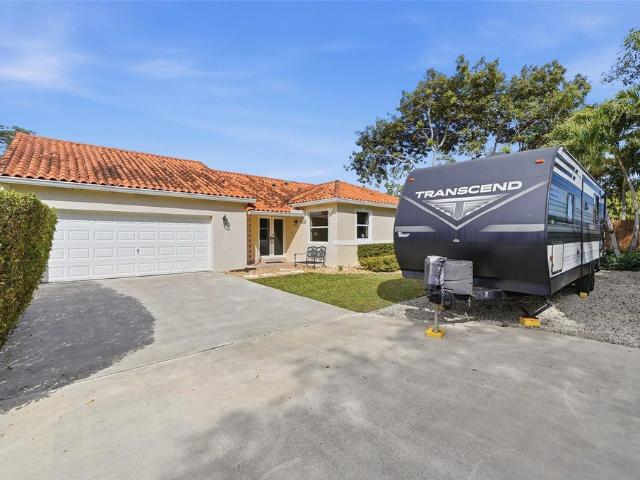 4 bedroom luxury Villa for sale in Palmetto Bay, United States