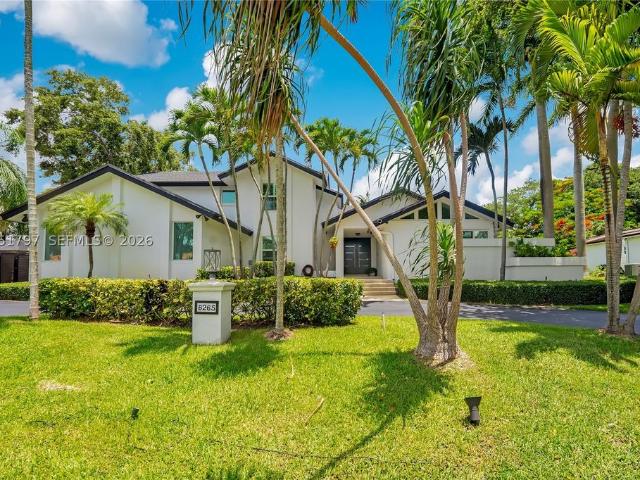 4 bedroom luxury Villa for sale in Palmetto Bay, United States