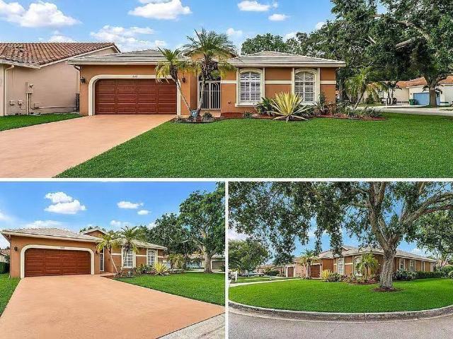 4 bedroom luxury Villa for sale in Parkland, Florida