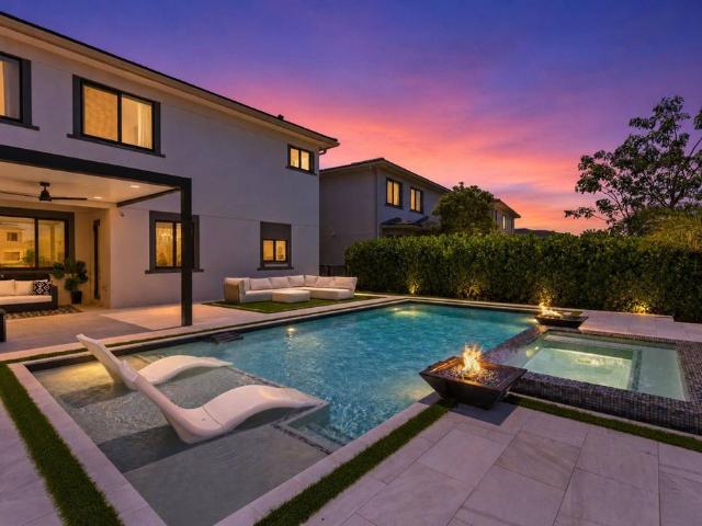 4 bedroom luxury Villa for sale in Parkland, United States