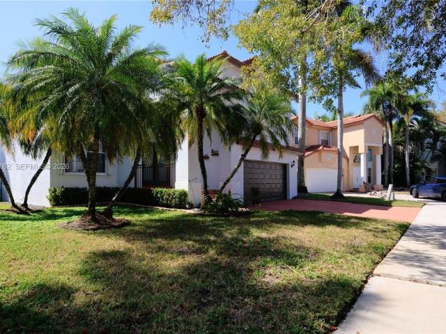 4 bedroom luxury Villa for sale in Pembroke Pines, Florida