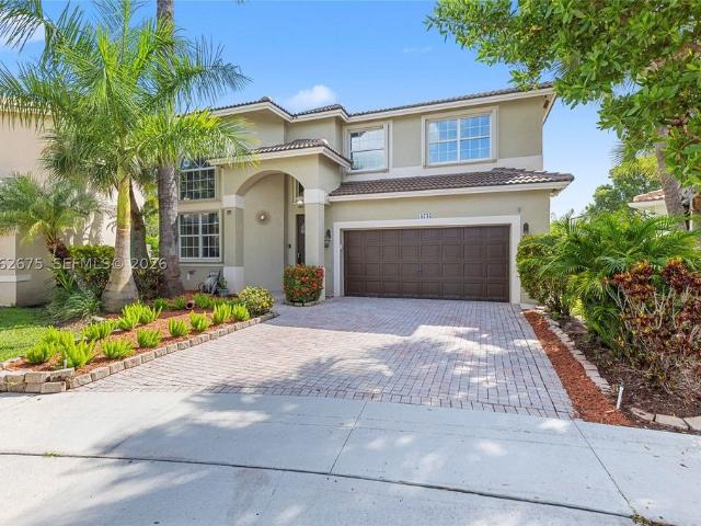 4 bedroom luxury Villa for sale in Pembroke Pines, Florida