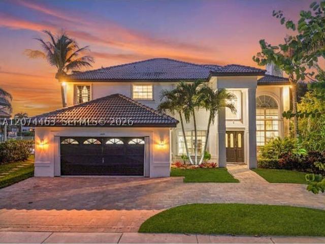 4 bedroom luxury Villa for sale in Pembroke Pines, Florida