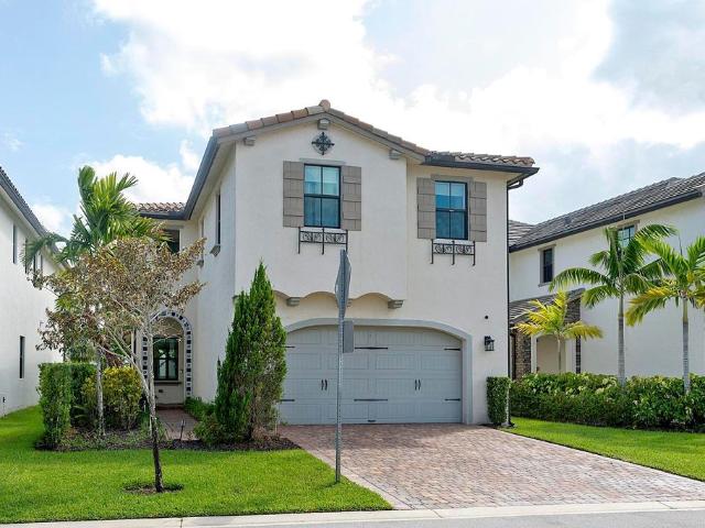 4 bedroom luxury Villa for sale in Pembroke Pines, Florida