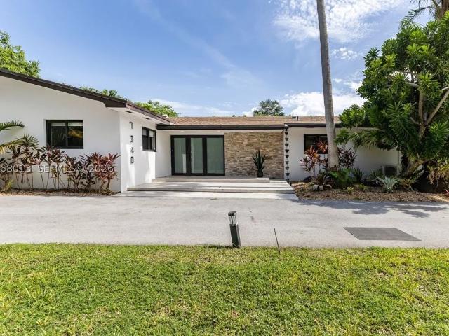 4 bedroom luxury Villa for sale in Pinecrest, Florida