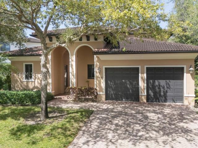 4 bedroom luxury Villa for sale in Pinecrest, Florida