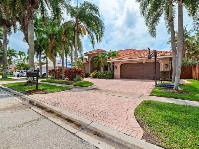 4 bedroom luxury Villa for sale in Plantation, United States