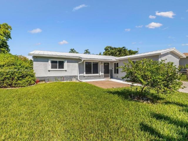 4 bedroom luxury Villa for sale in Pompano Beach, Florida
