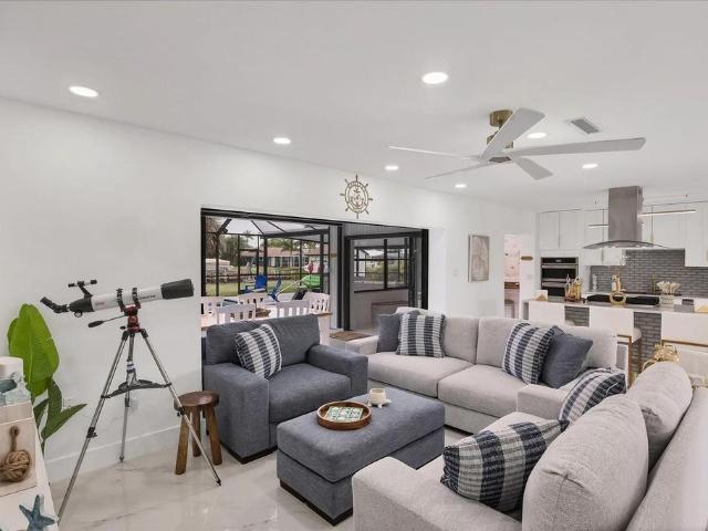 4 bedroom luxury Villa for sale in Port Charlotte, Florida