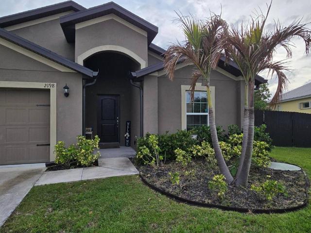 4 bedroom luxury Villa for sale in Port Saint Lucie, Florida