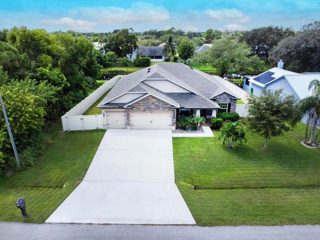 4 bedroom luxury Villa for sale in Port Saint Lucie, Florida