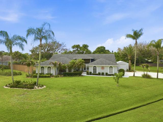4 bedroom luxury Villa for sale in Port Saint Lucie, Florida