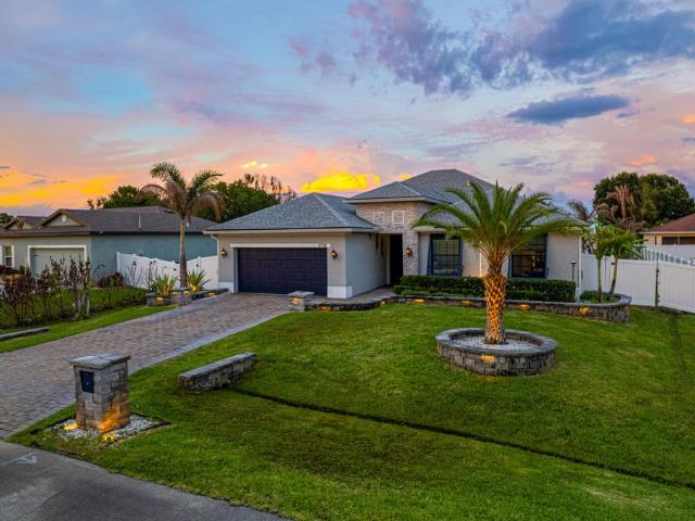 4 bedroom luxury Villa for sale in Port Saint Lucie, Florida