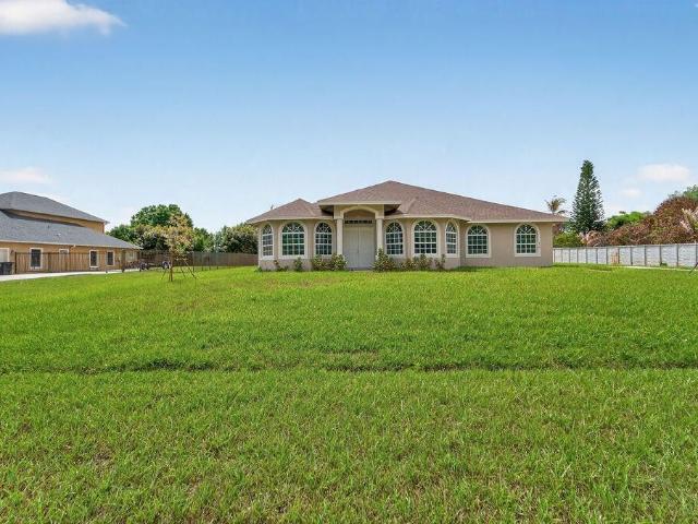 4 bedroom luxury Villa for sale in Port Saint Lucie, Florida