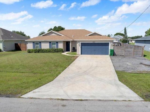 4 bedroom luxury Villa for sale in Port Saint Lucie, Florida