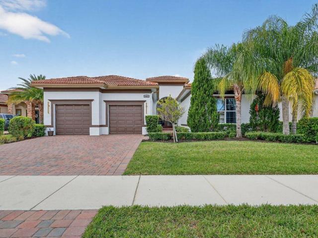 4 bedroom luxury Villa for sale in Port Saint Lucie, Florida