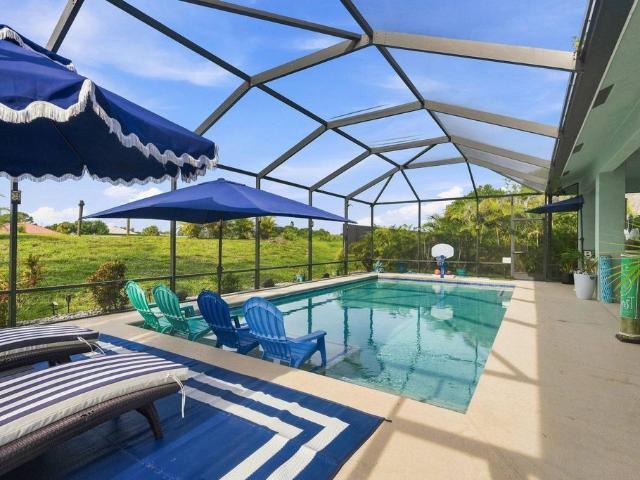 4 bedroom luxury Villa for sale in Port Saint Lucie, Florida