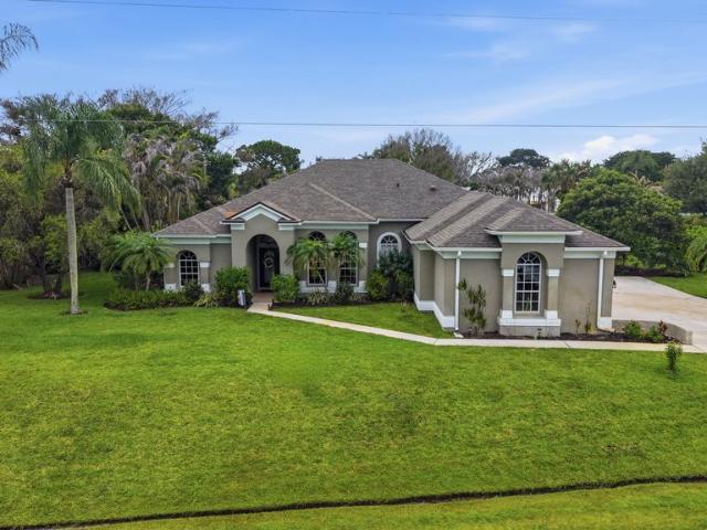 4 bedroom luxury Villa for sale in Port Saint Lucie, Florida