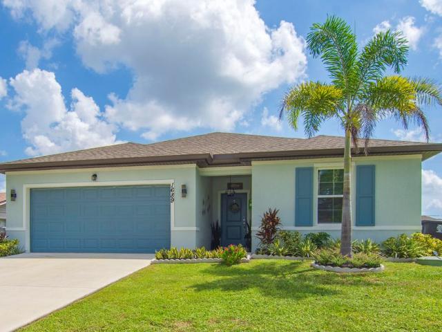 4 bedroom luxury Villa for sale in Port Saint Lucie, Florida