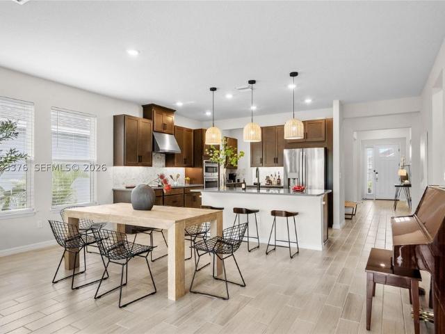 4 bedroom luxury Villa for sale in Port Saint Lucie, Florida