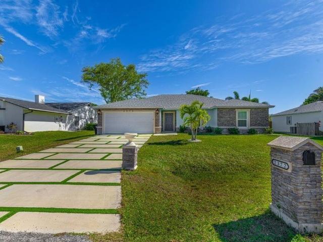 4 bedroom luxury Villa for sale in Port Saint Lucie, United States