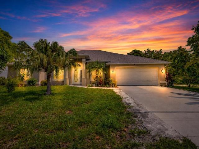 4 bedroom luxury Villa for sale in Port Saint Lucie, United States