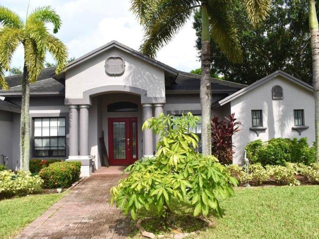 4 bedroom luxury Villa for sale in Port Saint Lucie, United States