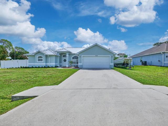 4 bedroom luxury Villa for sale in Port Saint Lucie, United States