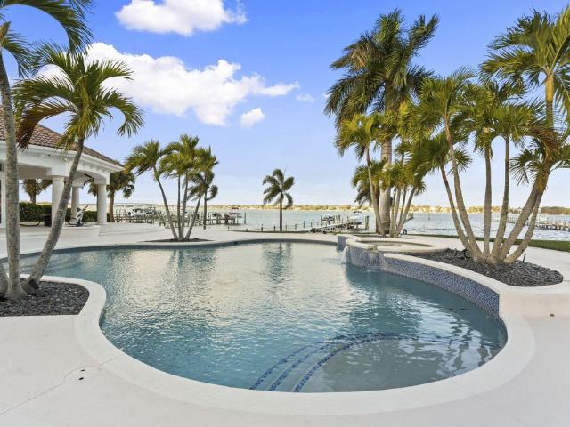 4 bedroom luxury Villa for sale in Stuart, United States