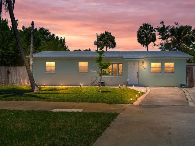 4 bedroom luxury Villa for sale in Stuart, United States
