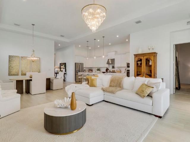 4 bedroom luxury Villa for sale in Stuart, Florida