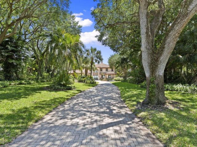4 bedroom luxury Villa for sale in Stuart, Florida
