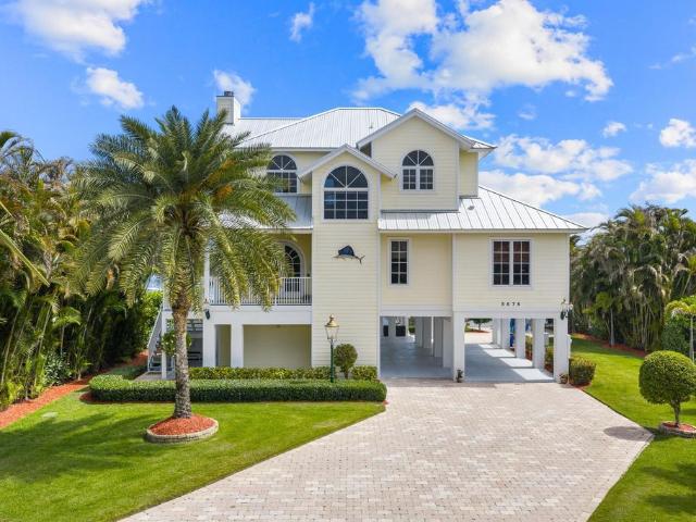 4 bedroom luxury Villa for sale in Stuart, Florida