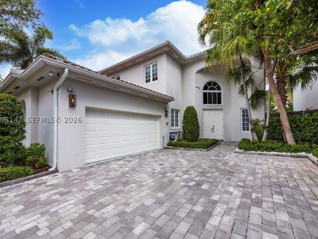 4 bedroom luxury Villa for sale in Sunny Isles Beach, Florida