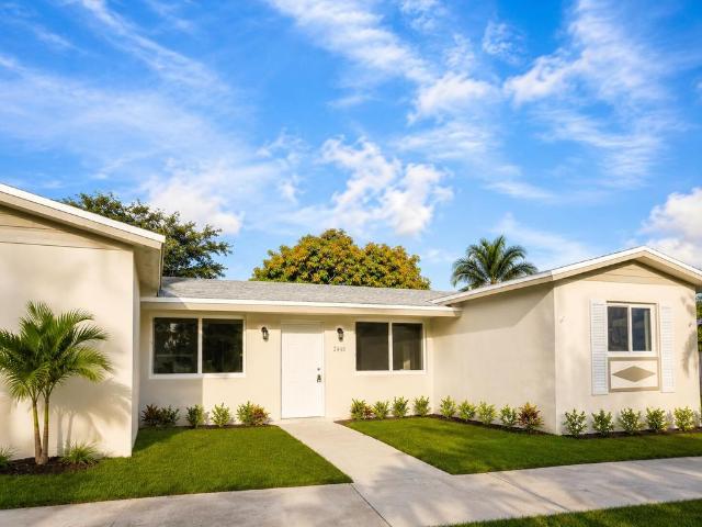 4 bedroom luxury Villa for sale in Sunrise, Florida