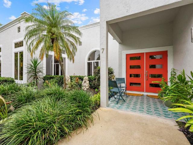 4 bedroom luxury Villa for sale in Sewall's Point, Florida