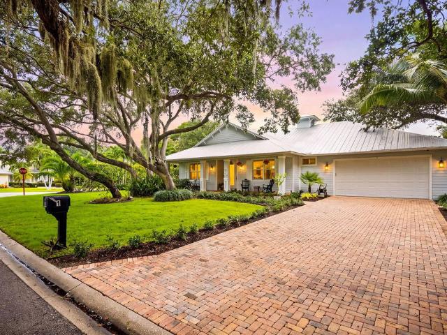 4 bedroom luxury Villa for sale in Sewall's Point, Florida
