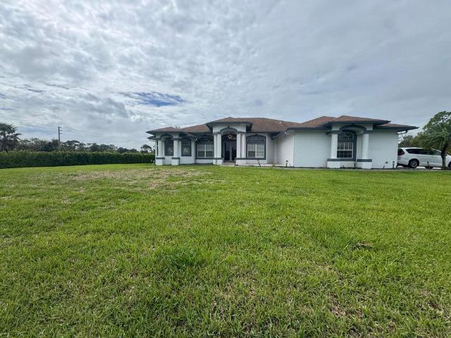 4 bedroom luxury Villa for sale in The Acreage, Florida