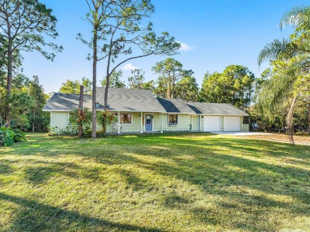 4 bedroom luxury Villa for sale in The Acreage, Florida