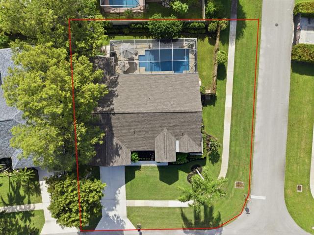 4 bedroom luxury Villa for sale in Wellington, Florida
